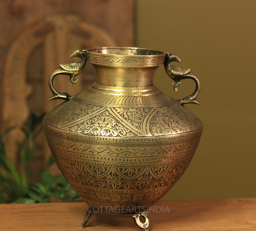 Online Brass Antique Vintage Planter & Vessels India | Cottage Arts ...